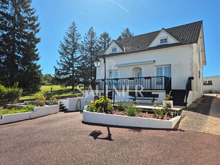 Maison à vendre - Saint-Georges-sur-Cher - 7 pièces - 3 chambres