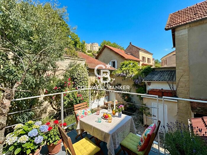 Maison 5 pièces à vendre à Le Mesnil-le-Roi