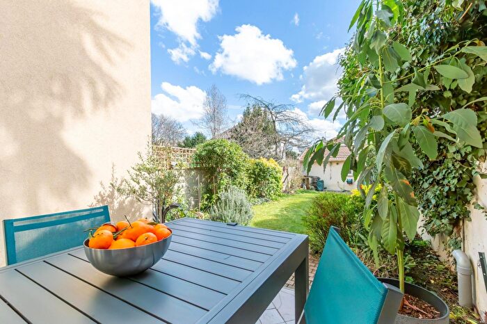 Maison 6 pièces à Fontenay-sous-Bois, Proche Bois de Vincennes, Rer A, à vendre