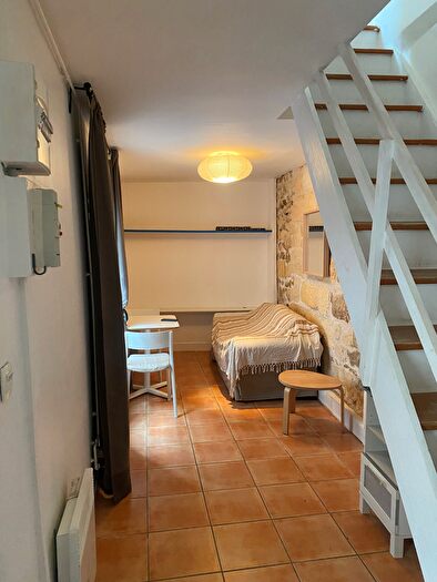 Maison à louer - Bordeaux, Capucins, Saint-Michel - 1 pièce - 1 chambre