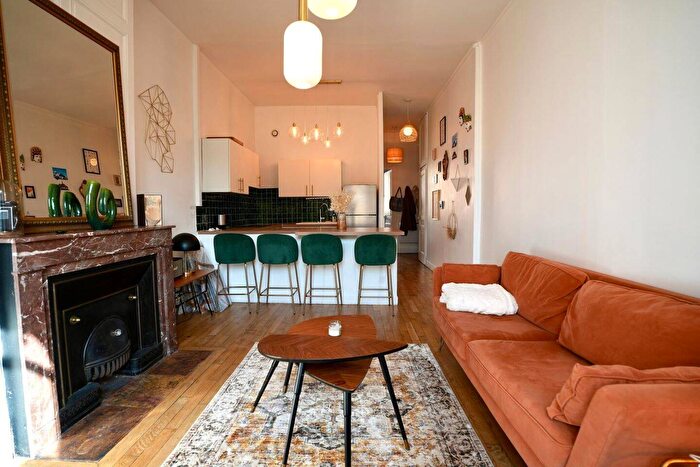 Appartement à louer - Lyon ème arrondissement - 2 pièces - 1 chambre