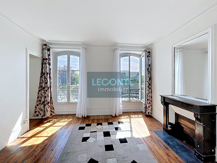 Appartement 3 pièces à Paris 10ème, Louis Blanc, Aqueduc, à vendre