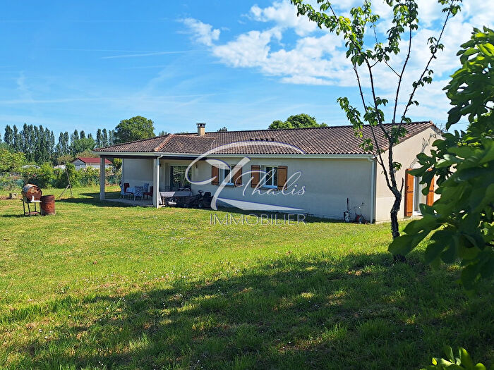 Villegouge - Maison 5 pièces à vendre