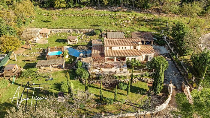 Maison 7 pièces à vendre à Lorgues