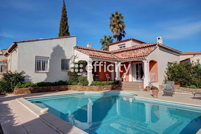 Maison à vendre - Villeveyrac - 6 pièces - 4 chambres