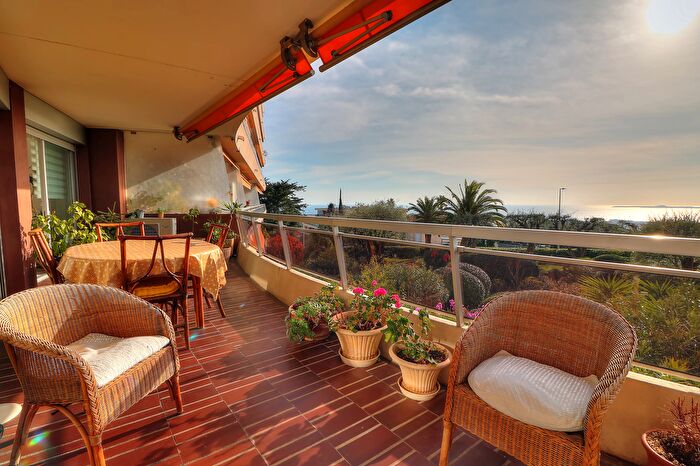 Appartement à vendre - Nice, Lanterne - 3 pièces - 2 chambres