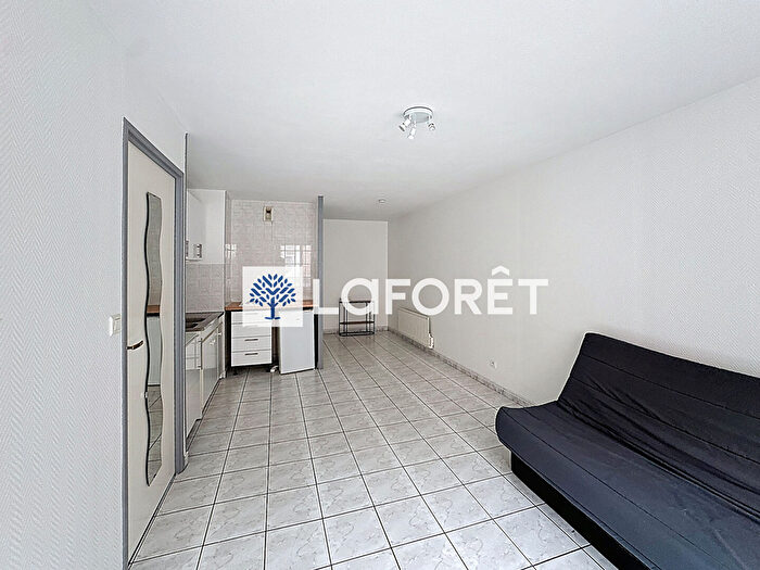 Appartement à louer - Amiens, Saint-Honoré, Jeanne dArc - 2 pièces - 1 chambre