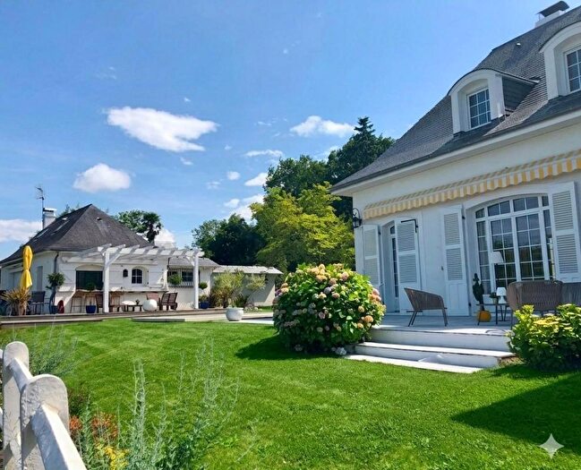 Maison à vendre - Laroin - 6 pièces - 5 chambres