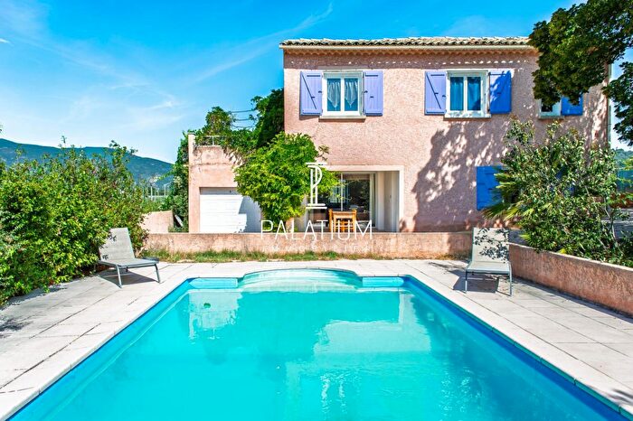 Maison 5 pièces à Volonne, à vendre