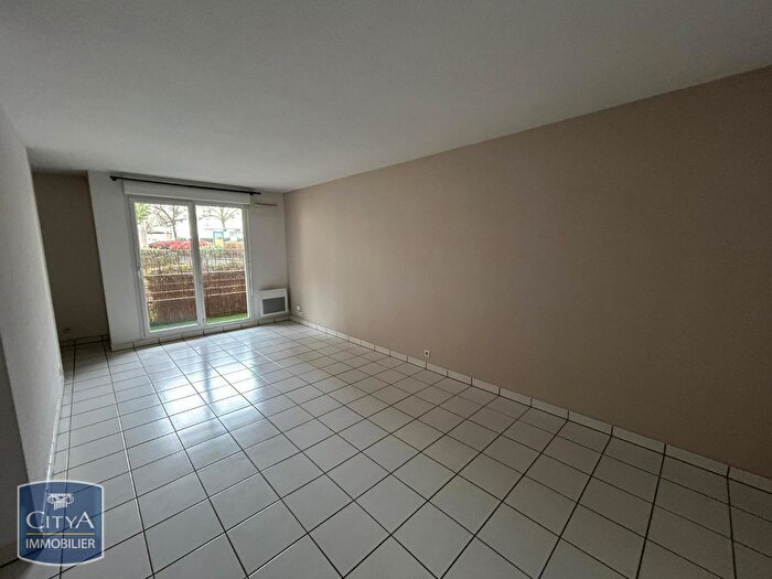 Laval, Les Pommeraies : Appartement 2 pièces à louer