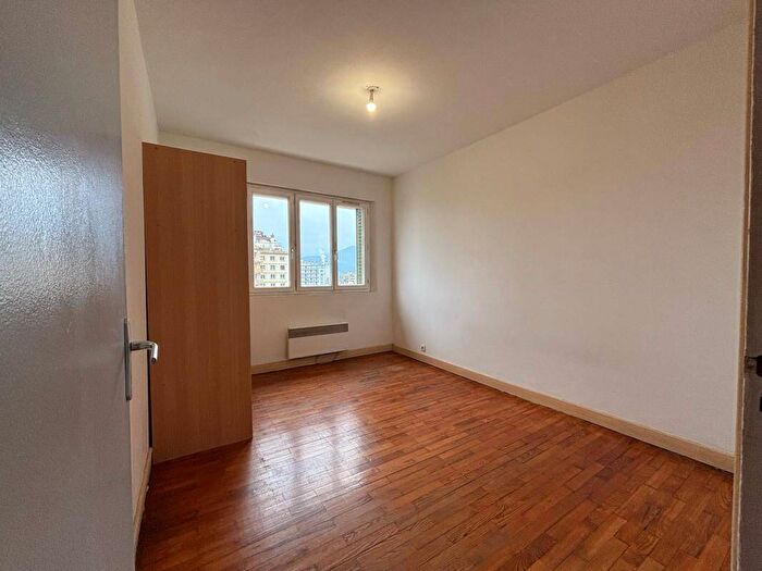 Appartement à louer - Abry, Grenoble - 2 pièces - 1 chambre
