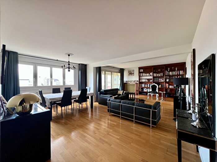 Appartement à vendre - Grenoble - 5 pièces - 3 chambres