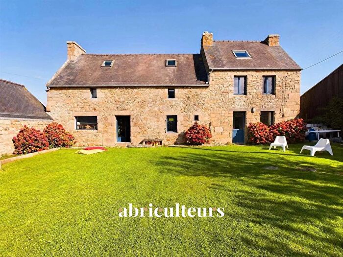 Maison à vendre - Plounéour-Trez - 7 pièces - 5 chambres