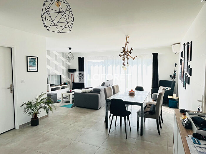 Maison à louer - Genté - 4 pièces - 3 chambres