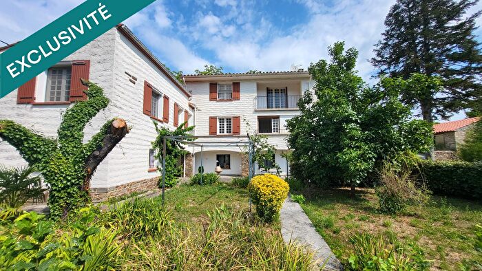 Céret : Maison 7 pièces à vendre