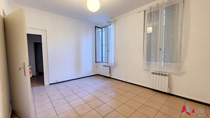 Appartement 1 pièce à louer - Beaucaire, Centre-ville