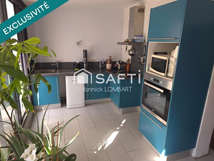 Gaillac, Centre-ville, Hom : Maison 4 pièces à vendre