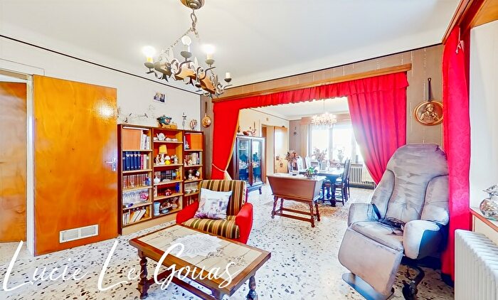 Maison à vendre - Ugny - 10 pièces - 6 chambres