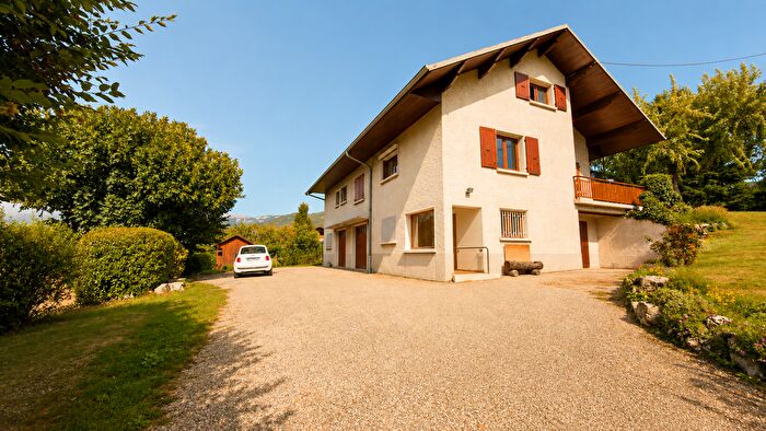 Maison 5 pièces à La Ravoire, à louer