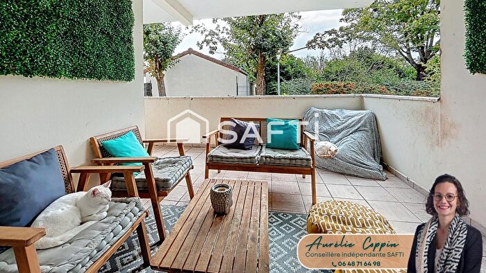 Appartement à vendre - Charvieu-Chavagneux - 5 pièces - 3 chambres