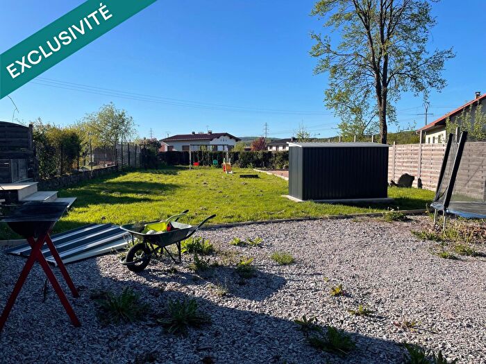 Appartement 7 pièces à Pouxeux, à vendre