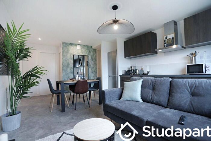 Appartement à louer - Bellevue, Brest - 1 pièce - 1 chambre