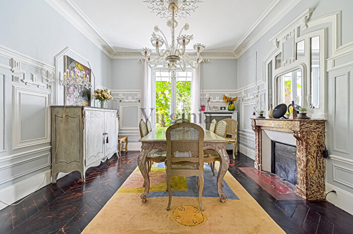 Maison 7 pièces à Nogent-sur-Marne, Nogent Village, à vendre