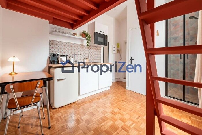 Appartement à louer - Saint Gervais, Paris ème arrondissement - 1 pièce