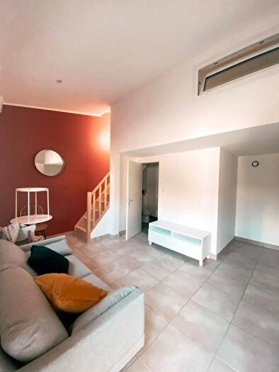 Appartement à louer - Lameilhe Est-Le Siala, Castres - 2 pièces - 1 chambre