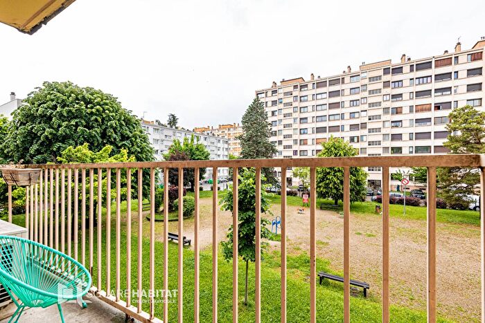 Appartement à vendre - Échirolles - 3 pièces - 2 chambres