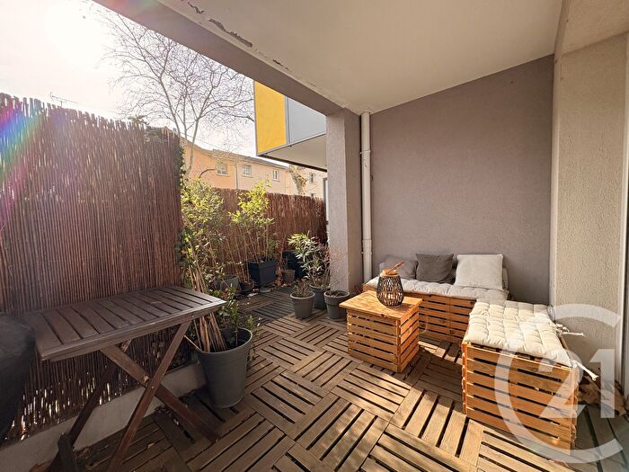 Appartement à vendre - Vénissieux, Max Barel, Charreard - 2 pièces - 1 chambre