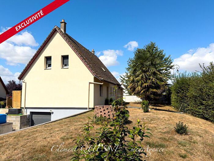 Maison 6 pièces à Sierville, à vendre