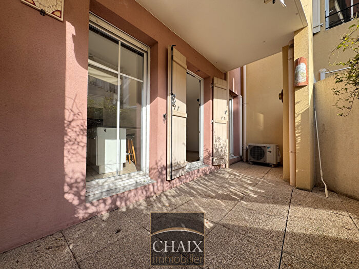 Appartement à vendre - Aubagne - 4 pièces - 3 chambres