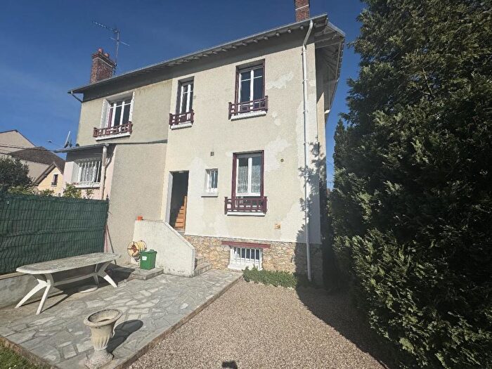 Maison à vendre - Beaumont-sur-Oise - 3 pièces - 3 chambres