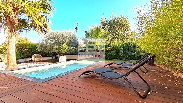 Maison à vendre - Saint-Maximin - 7 pièces - 5 chambres