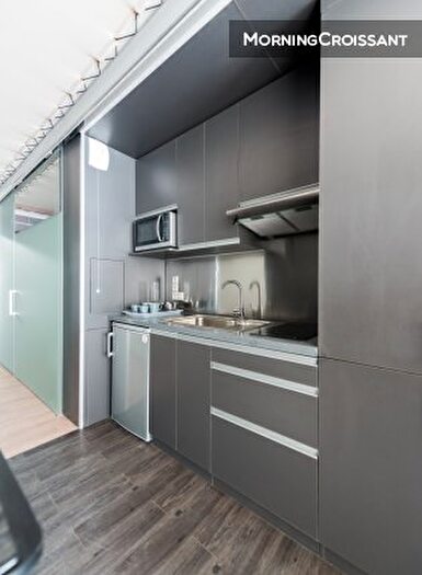 Appartement à louer - Reims, Courlancy, Porte de Paris, Bois dAmour - 1 pièce