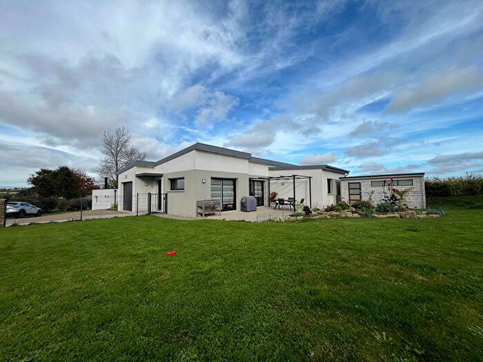 Maison à vendre - Mahalon - 4 pièces - 3 chambres