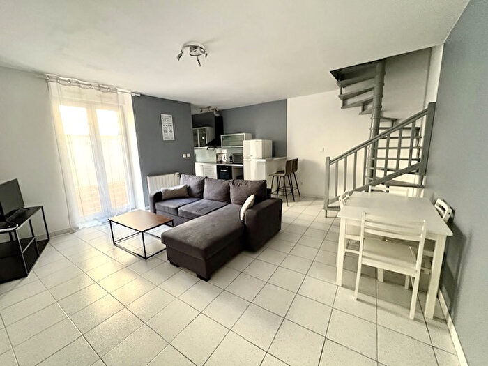 Carcassonne, Centre-ville : Appartement 3 pièces à louer
