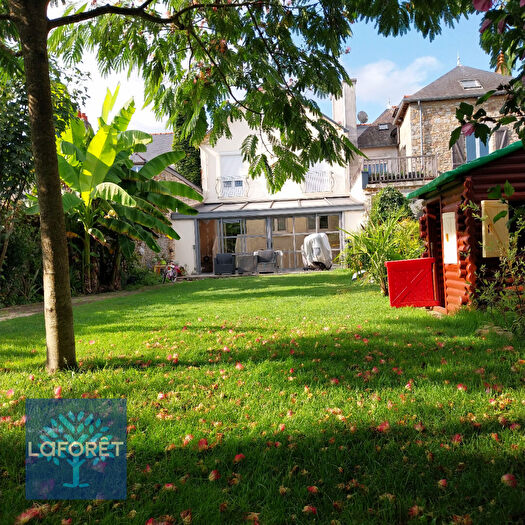 Maison à vendre - Saint-Aubin-du-Cormier - 6 pièces - 5 chambres