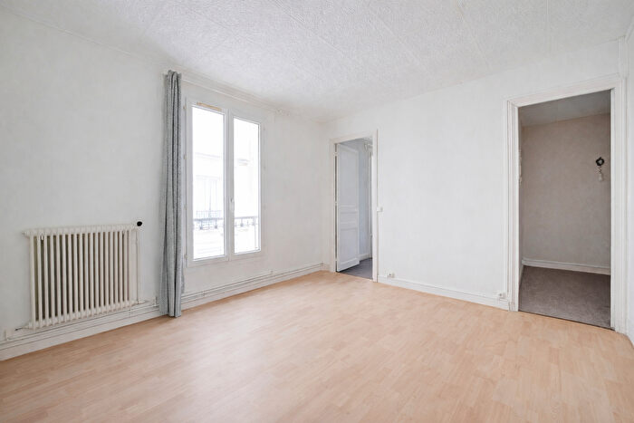 Appartement à vendre - Paris e , La Chapelle, Marx Dormoy - 2 pièces - 1 chambre