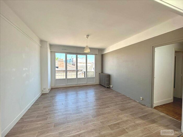 Centre Ville, Reims : Appartement 2 pièces à louer