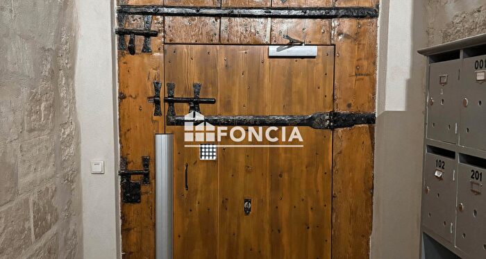 Appartement à vendre - Avignon, Palais des Papes, Zone Piétonne - 4 pièces - 3 chambres