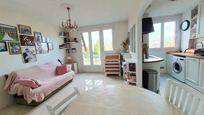 Appartement à vendre - Champigny-sur-Marne, Maroc, Fourchette, Polangis - 3 pièces - 2 chambres