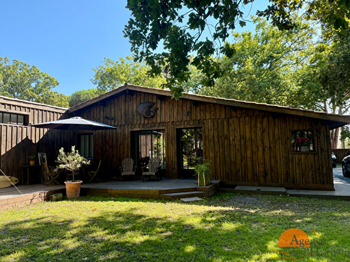 Maison à vendre - Andernos-les-Bains, Broustey, Falgouët - 6 pièces - 4 chambres