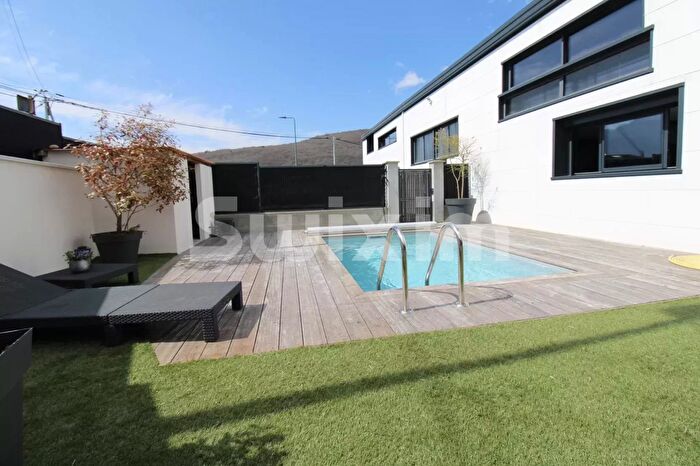 Maison à vendre - Aix-les-Bains, Est - 8 pièces - 3 chambres