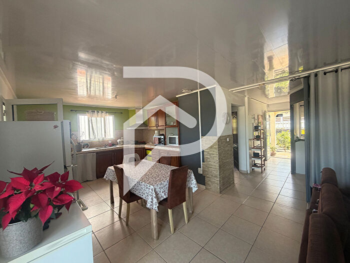 Maison à vendre - Saint-Joseph, Jean Petit - 6 pièces - 3 chambres