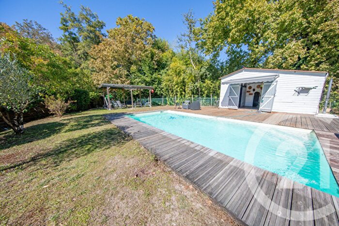 Maison à vendre - Saint-Aubin-de-Médoc - 7 pièces - 4 chambres