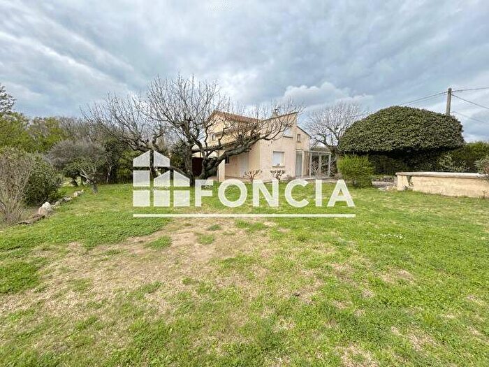 Maison à louer - Zone Rurale Sud, Carpentras - 4 pièces - 3 chambres