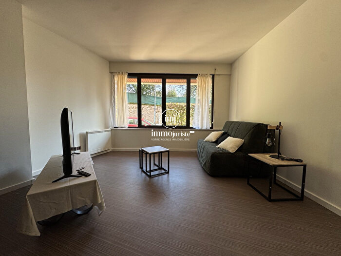 Appartement à louer - Limoges, Centre-ville, Hôtel de Ville, Emailleurs - 1 pièce