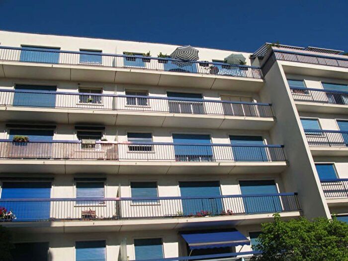 Appartement à louer - Clamart, Centre-ville - 3 pièces - 2 chambres